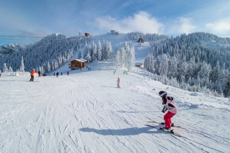Vacanță la munte în Brașov: top 5 moduri de a vizita orașul într-un mod ...